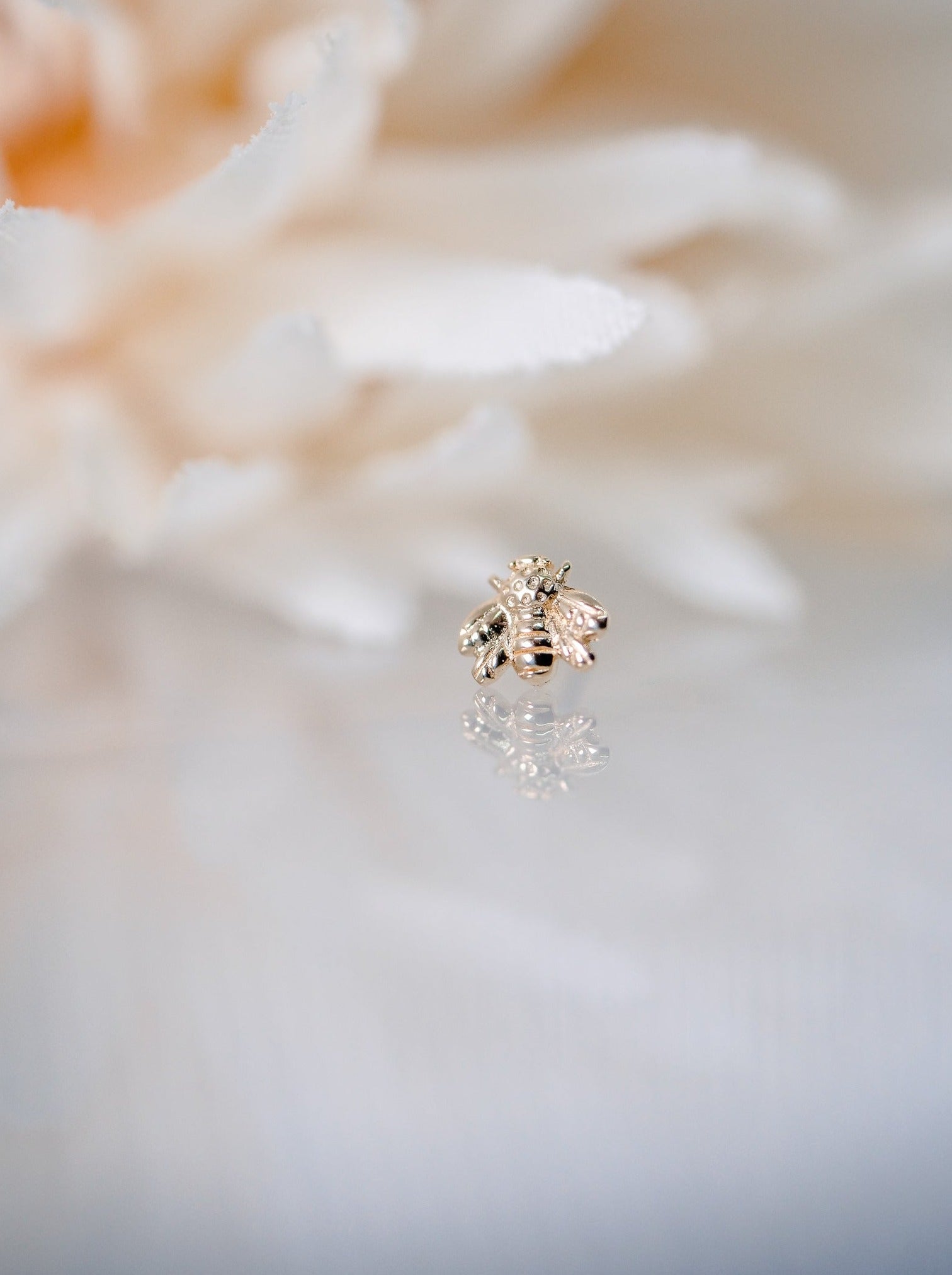 Mini 14k Gold Bee Threadless End by Junipurr – BodyALTAR